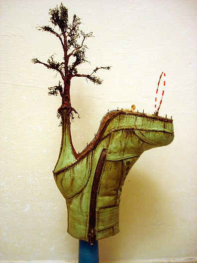 The Surreal Shoe Sculptures of Costa Magarakis - Neatorama