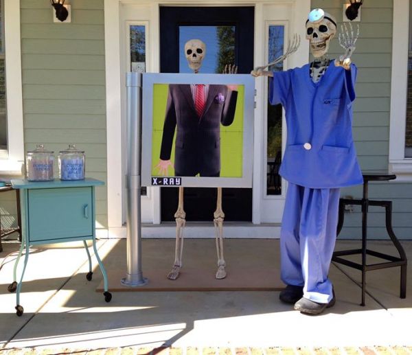 These Goofy Halloween Skeletons Will Make You Shriek in Laughter ...