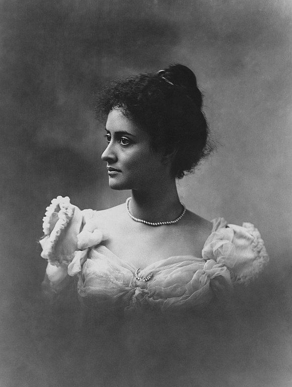 The Tragic Life and Global Legacy of the Last Hawaiian Princess - Neatorama