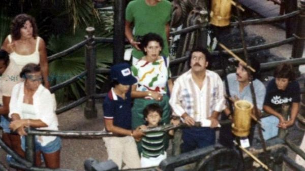 The Time Pablo Escobar And His Family Went To Walt Disney World - Neatorama
