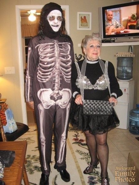 A Massive Collection Of Hilariously Awkward Halloween Costume Pics ...
