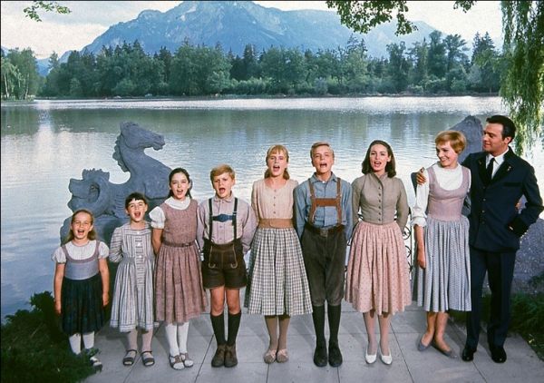 Celebrating Fifty Years of The Sound of Music Through Pictures - Neatorama